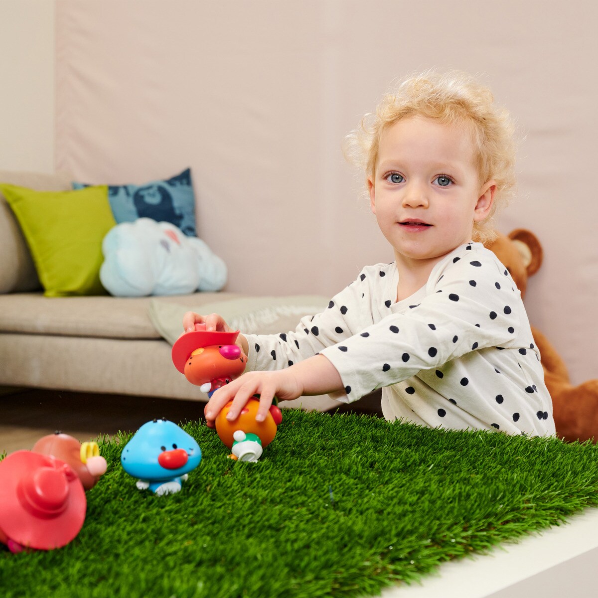 Set de 5 figuras Oggy Ogg · Simba · El Corte Inglés