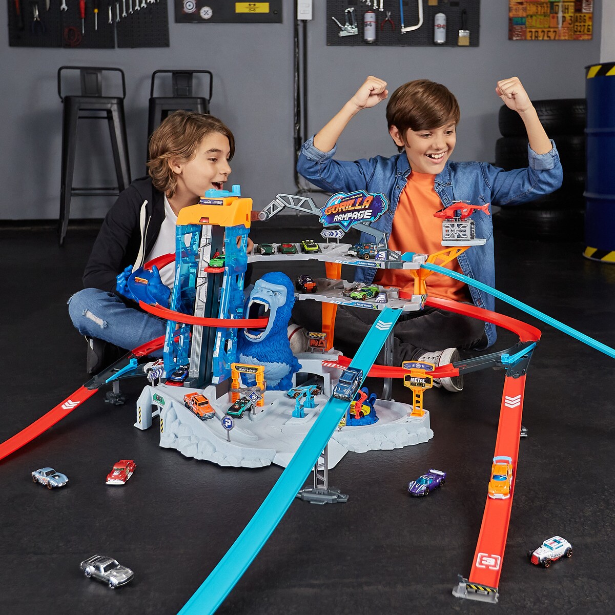 Pista Ataque del Gorila Metal Machines · Metal Machines · El Corte Inglés