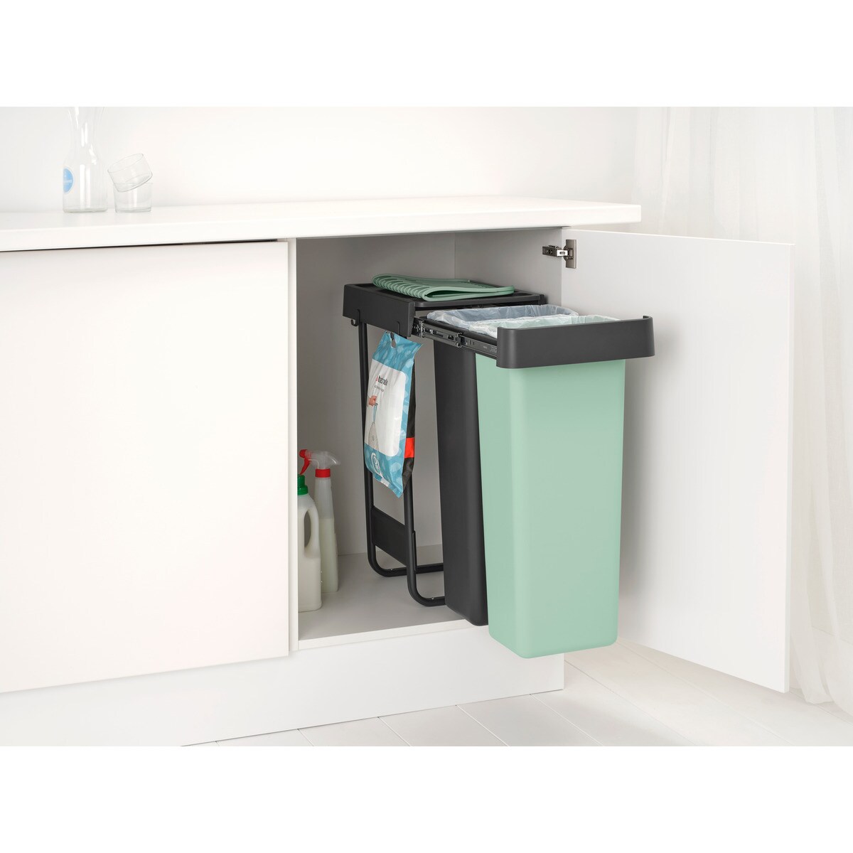 Cubo de basura integrado para reciclar Sort&Go 2 x 30 L Brabantia ...