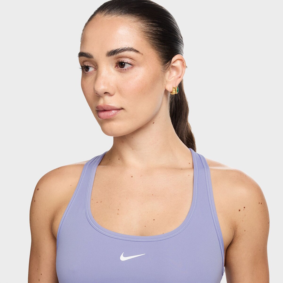 Top de mujer Swoosh Light Support Nike · Nike · El Corte Inglés