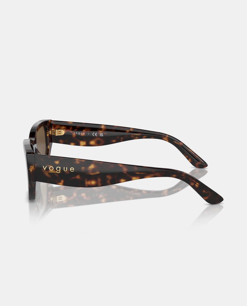 Gafa de sol de mujer rectangular en acetato con lente degradada · Vogue · El Corte Inglés