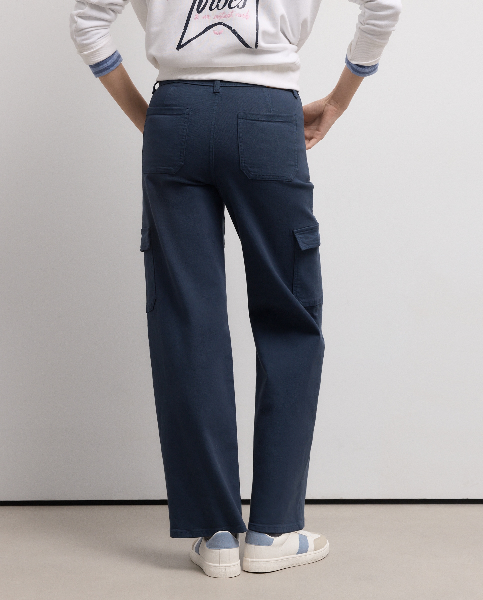 Pantalón recto liso de algodón de mujer Azul marino Green Coast · El ...