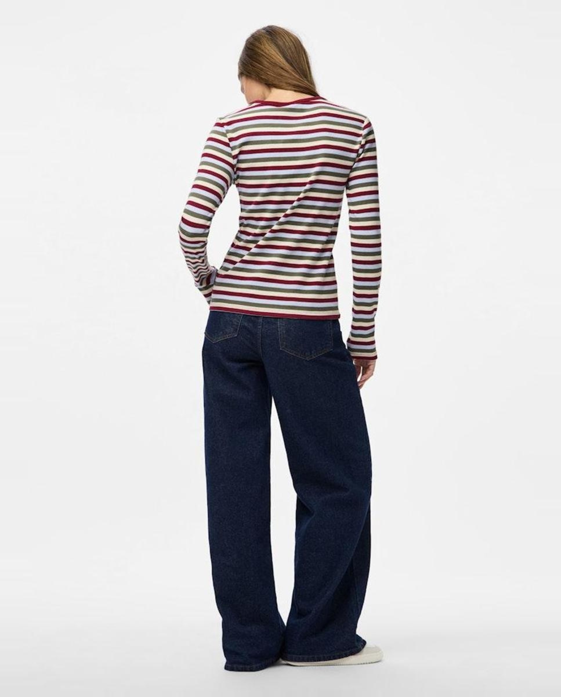 Camiseta de rayas y manga larga de mujer. · Pieces · El Corte Inglés