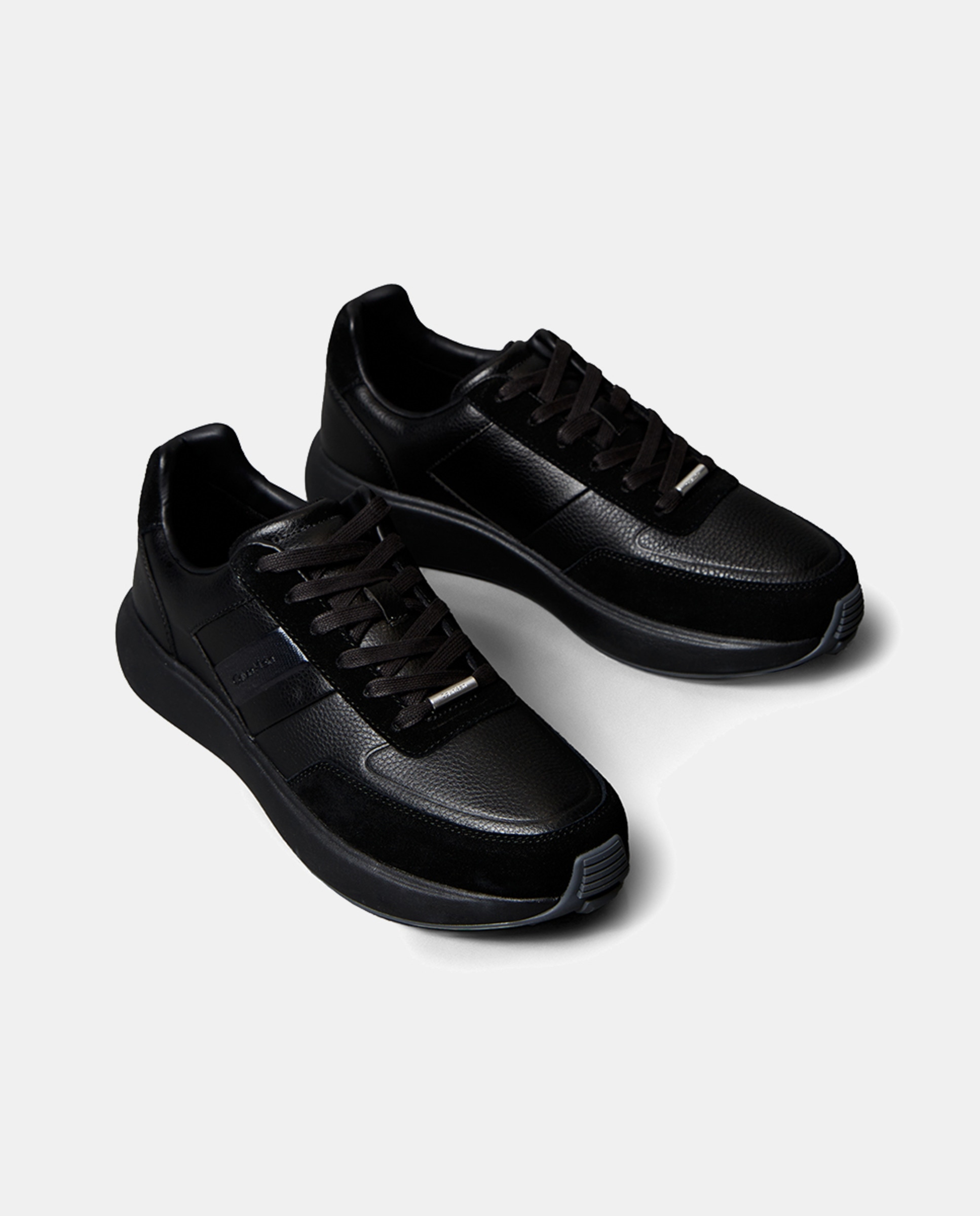 Zapatilla deportiva monocolor Negro · El Corte Inglés