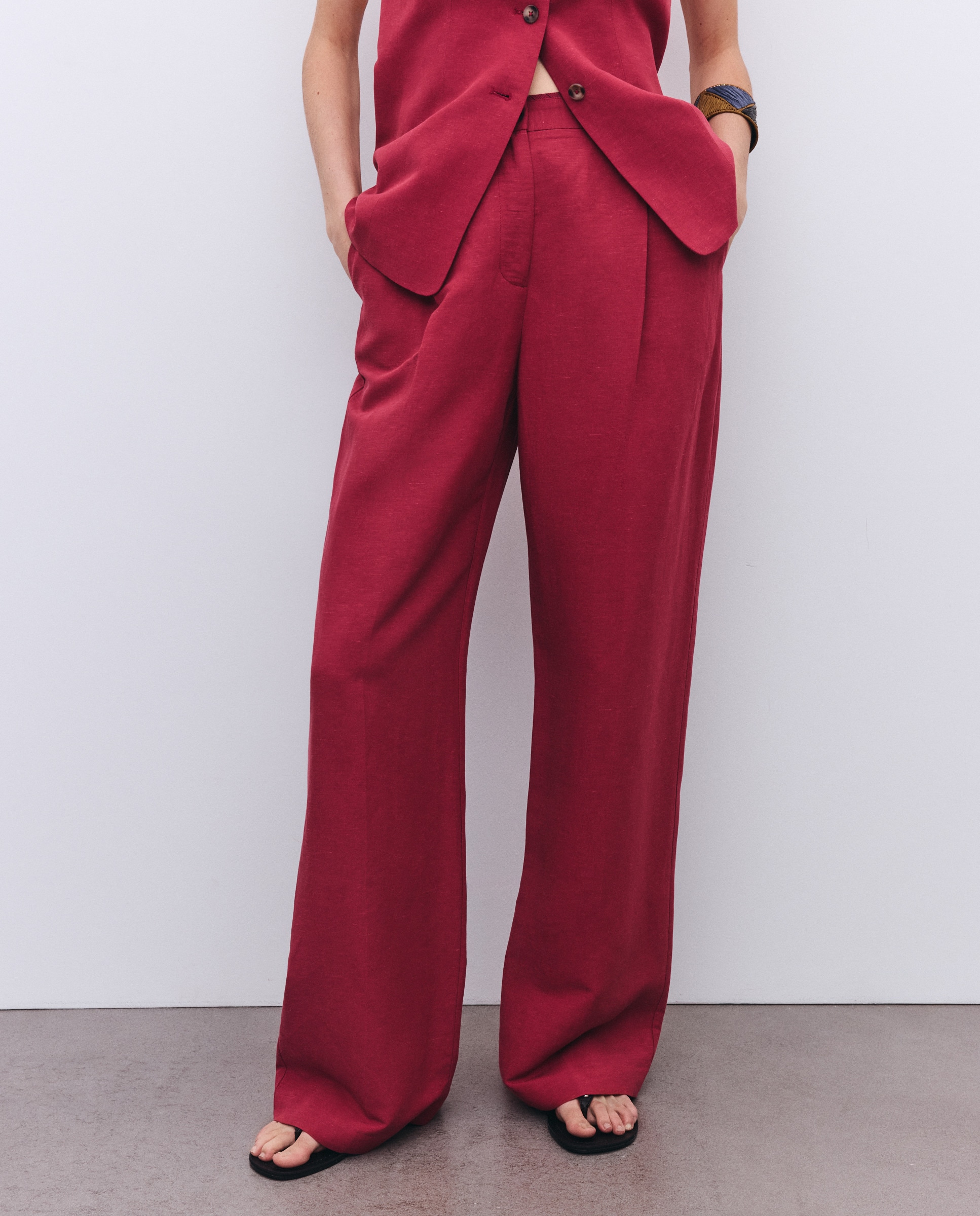 Pantalónde mujer pinzas Ciruela Tintoretto · El Corte Inglés